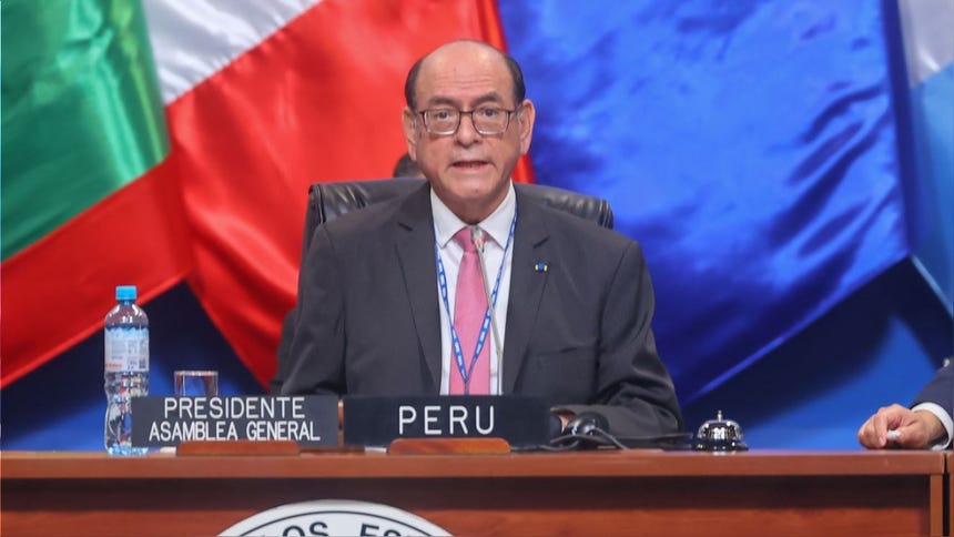 César Landa exhorta al Congreso a revisar decisión de rechazar permiso ...