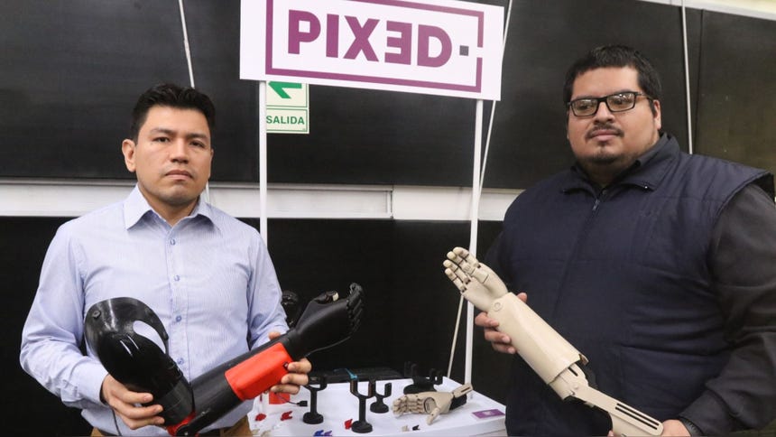 Peruanos crean la primera prótesis con articulación de codo en ...