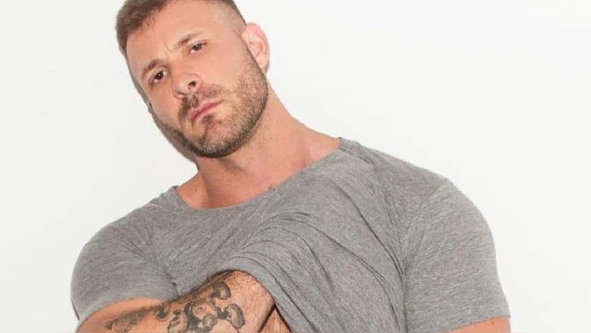 Austin Wolf, actor porno gay, fue arrestado por posesión de pornografía ...