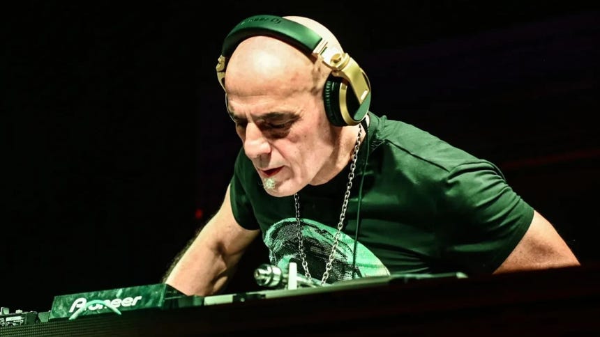 Zeta Bosio en Lima: el legendario bajista de Soda Stereo revive sus ...