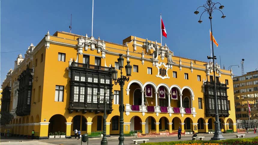Municipalidad de Lima recibe premio a la mejor colocación de bonos 2024 ...