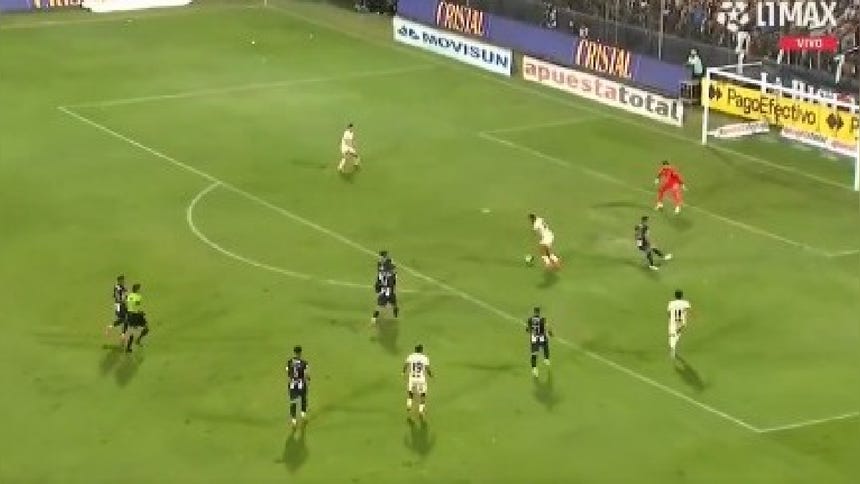 Álex Valera se perdió el empate de Universitario ante Alianza Lima en ...