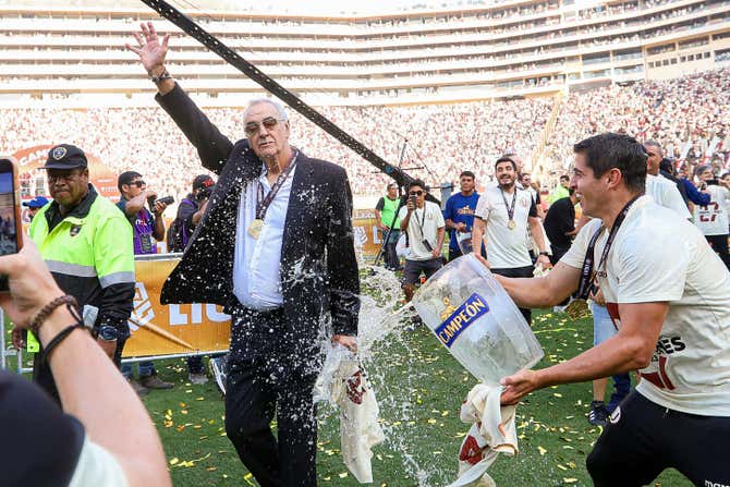 Jorge Fossati nuevo entrenador de Universitario: OFICIAL anuncio de la ...