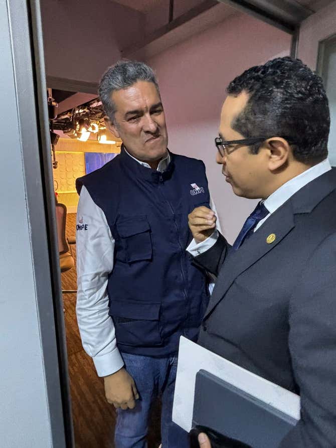 Burneo dice que JNE y ONPE están listos para comicios y garantizan que ...